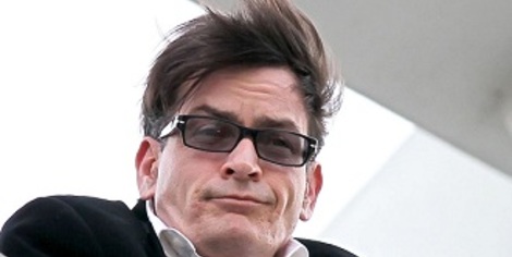 Machete Kills: Charlie Sheen v roli prezidenta USA | Fandíme Filmu